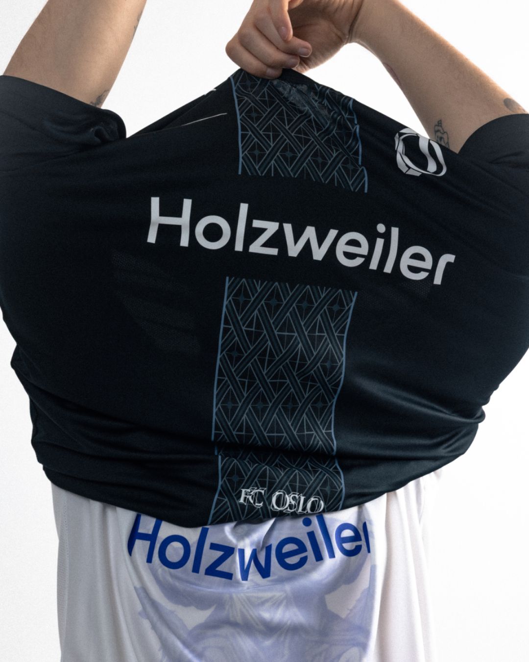 Explore | Holzweiler